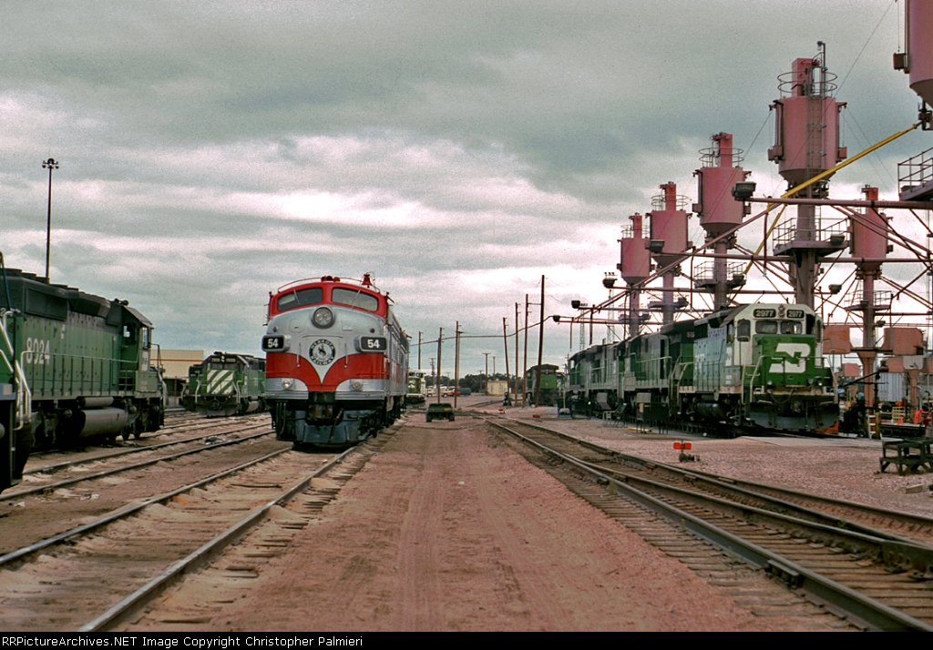 Nebkota FP9A 54 and BN GP39V 2977